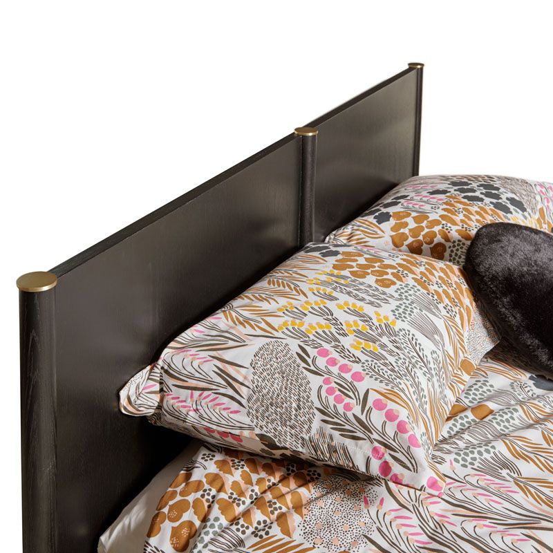 Rosebud Bed